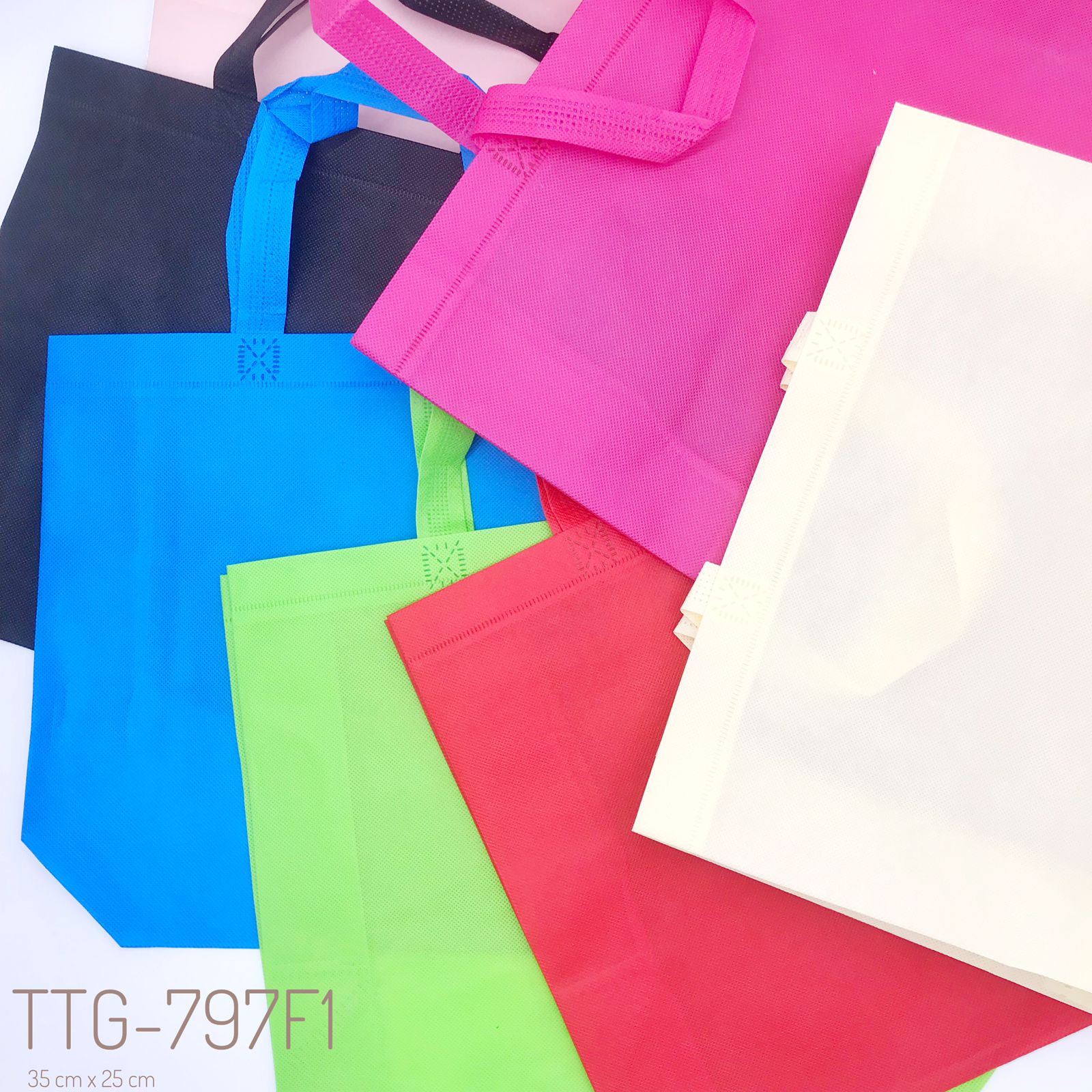 TAS GOODY BAG FURING – PT Tiga Pilar Familia