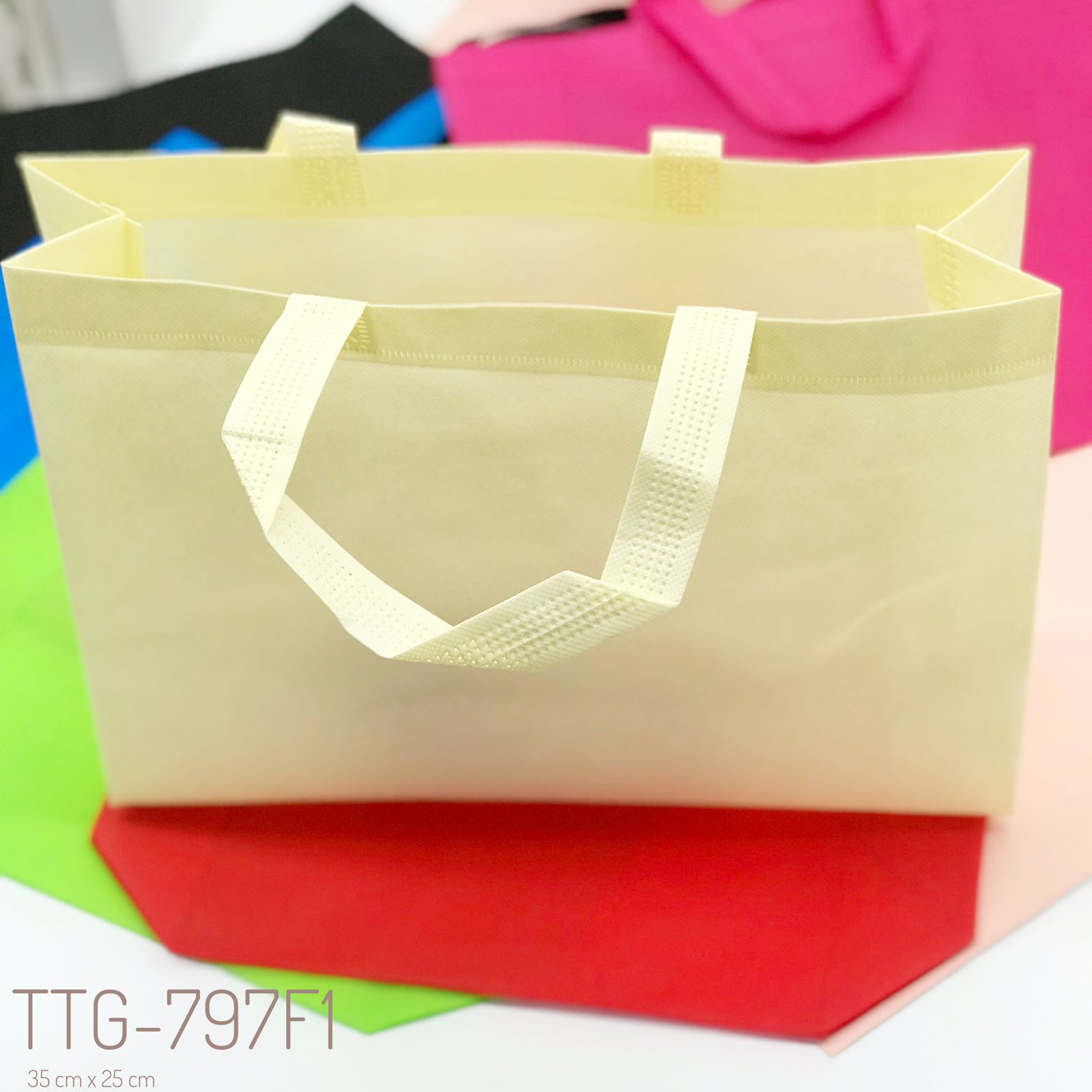 TAS GOODY BAG FURING – PT Tiga Pilar Familia